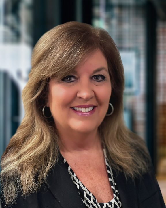 Kelly Ogle Yext - Carl Warren & Company